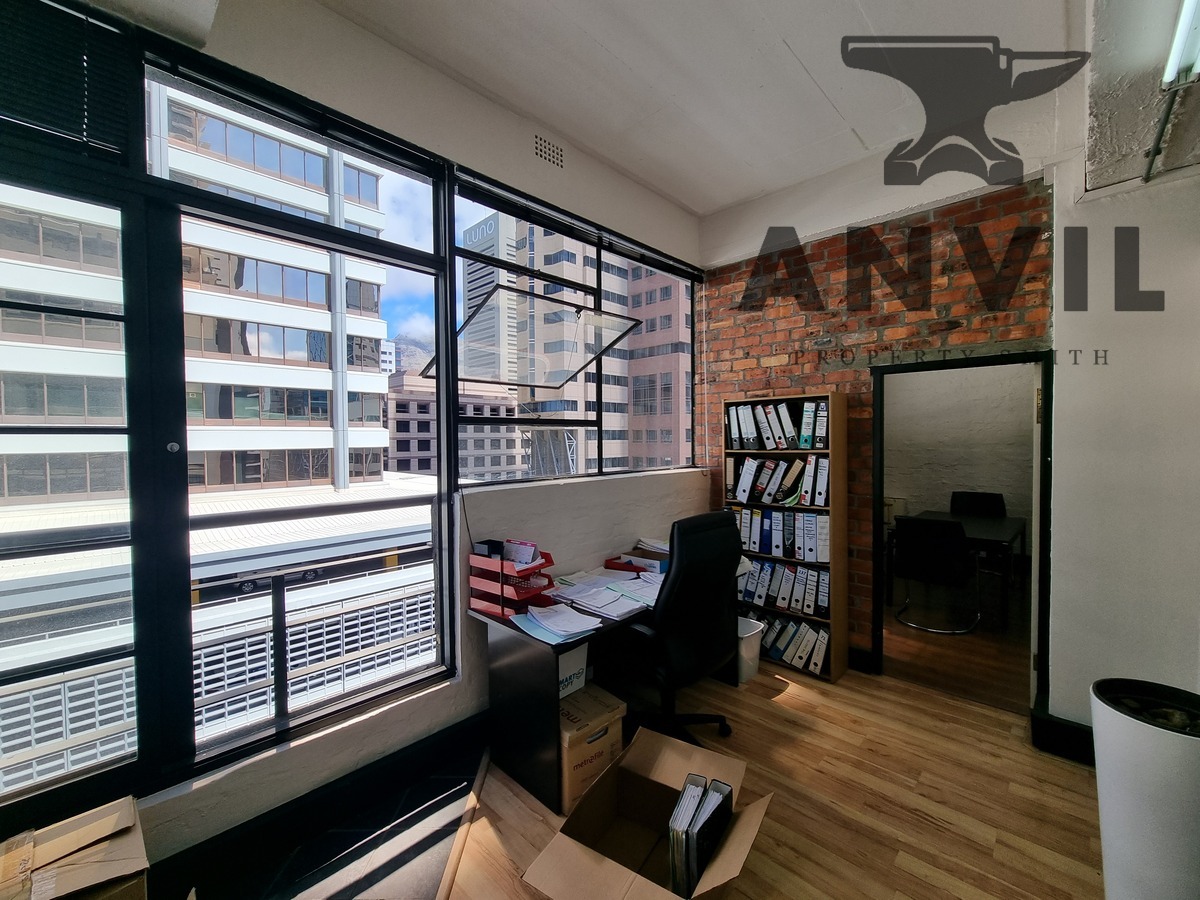 A Grade Modern Commercial Property To Let in the Cape Town City Centre
