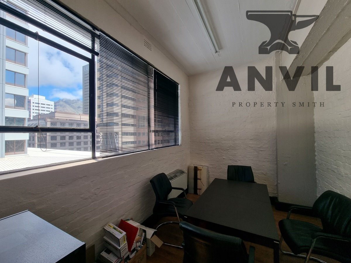 A Grade Modern Commercial Property To Let in the Cape Town City Centre