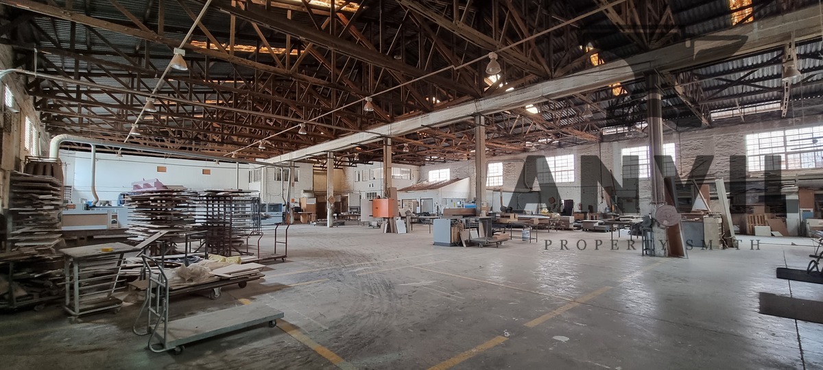 Warehouse Space To Let — Freestanding Warehouse, 22 Inglestone