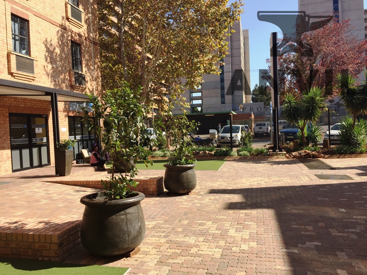 Office Space To Let — Portion 2nd Floor, 484 Hilda St