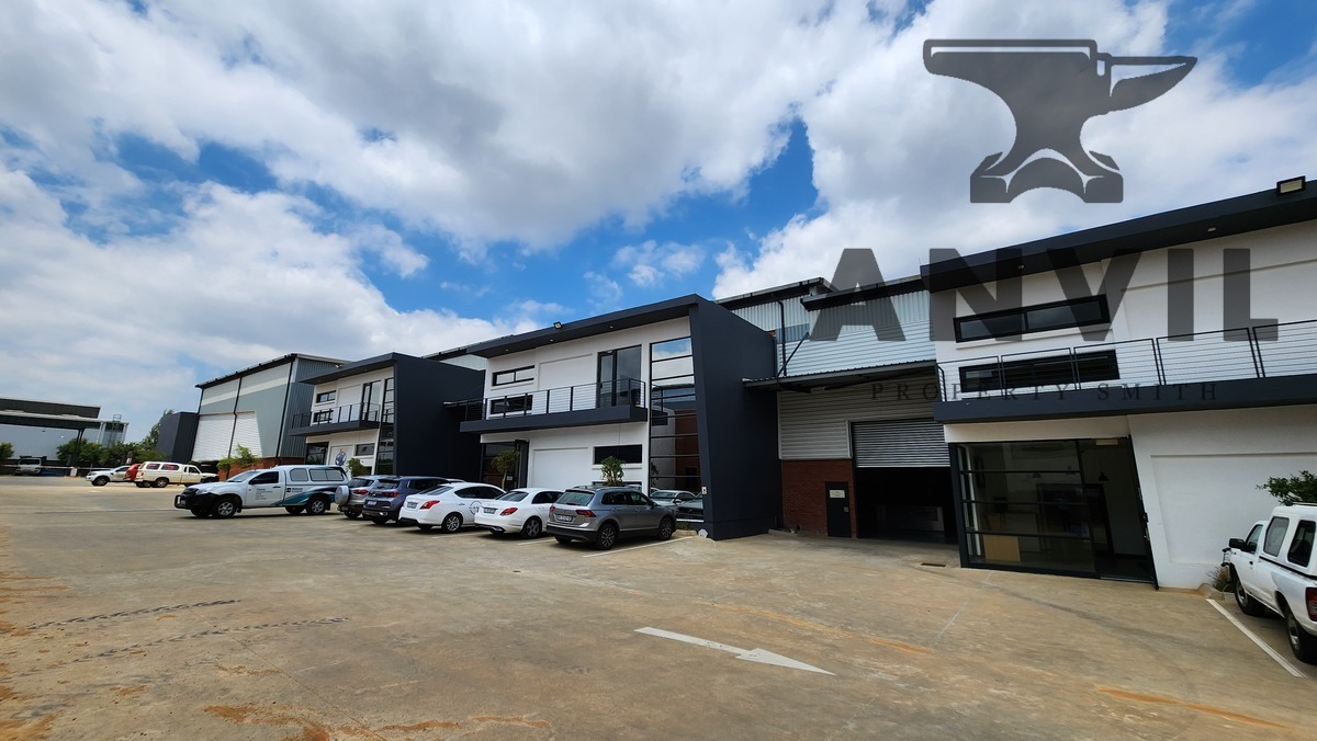 Warehouse Space To Let — E3-700 sqm's, The Point Business