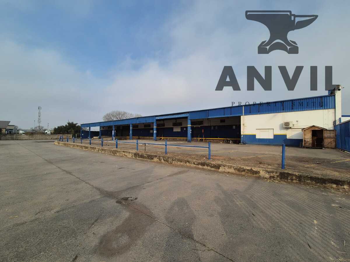 Warehouse Space To Let — 4834sqm Warehouse available in Alrode