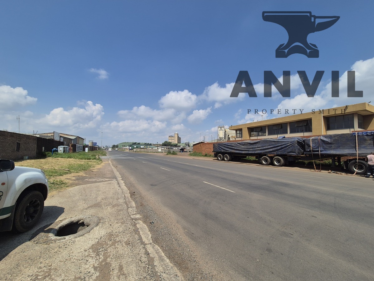 Warehouse Space For Sale — Alrode Truck Yard for Sale — 4