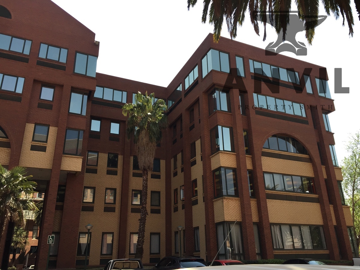 Distinguished commercial property to let, in Braampark, Braamfontein.