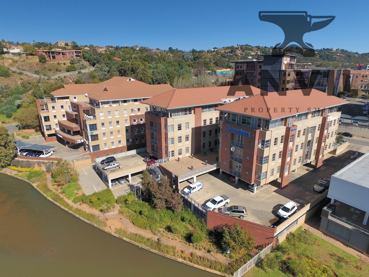 Constantia Kloof, Meersig 1 Constantia Kloof - Anvil Property Smith