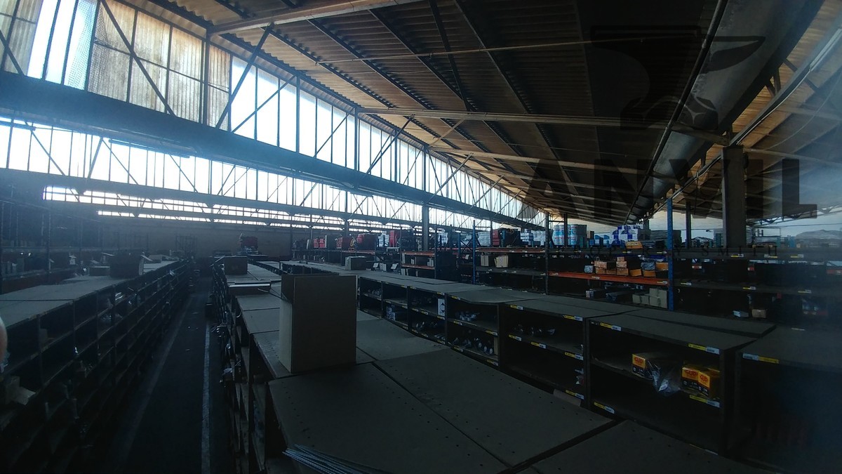 4173m2 Warehouse Available To Let, Sacks Circle