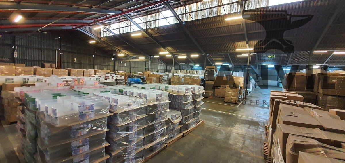 Warehouse Space To Let — Unit 6, Usabco, Sacks Circle