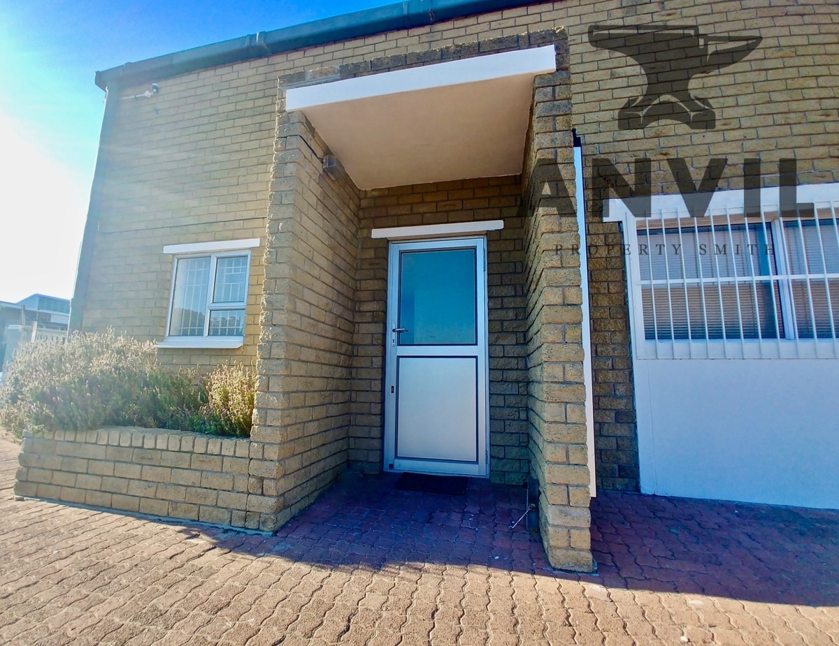 Beautiful Freestanding Warehouse Building To Let in Montague Gardens