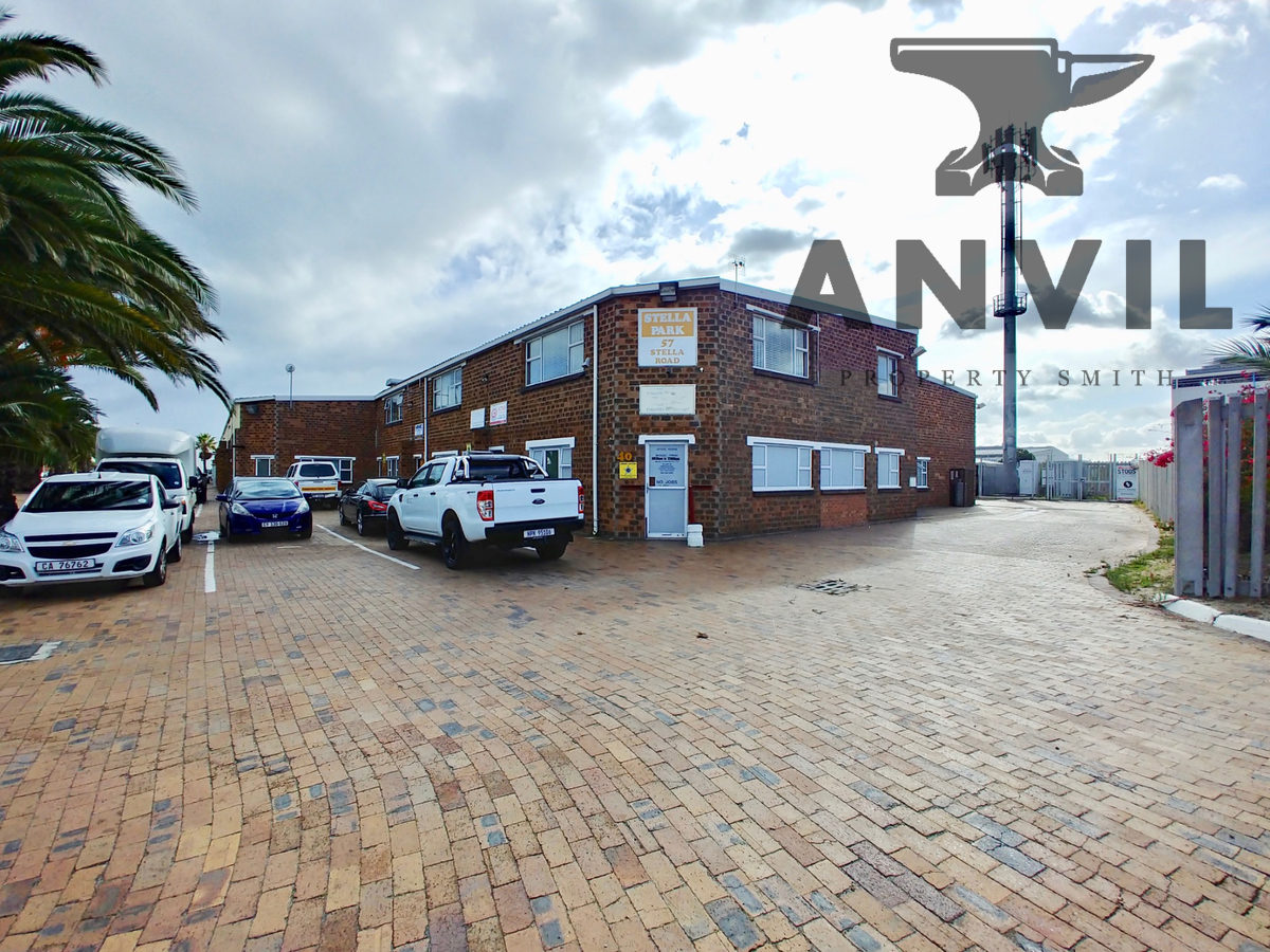 210m2 Industrial Warehouse to let in Montague Gardens