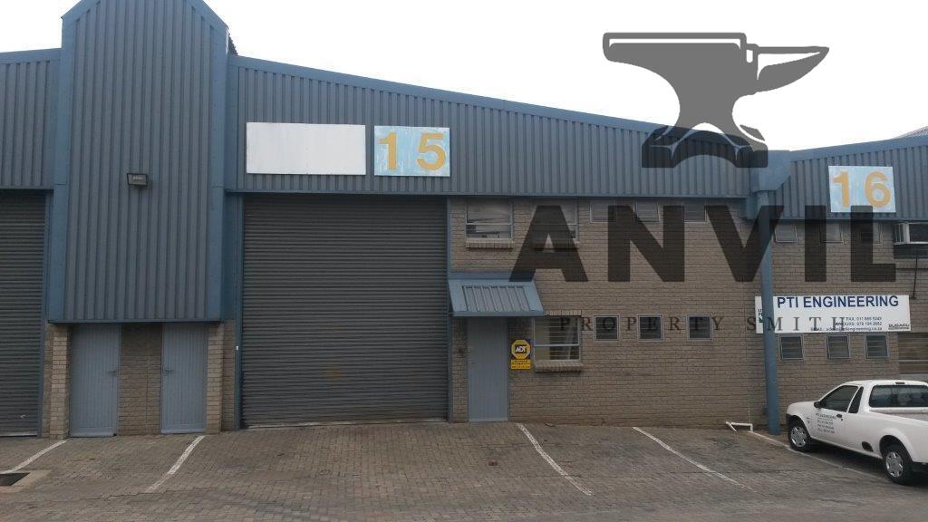 648sqm Industrial warehouse to rent in Wadeville, Germiston