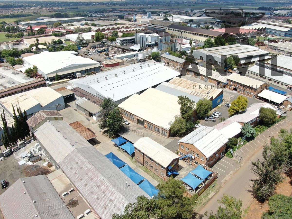 Entire property for sale in Wadeville, Germiston