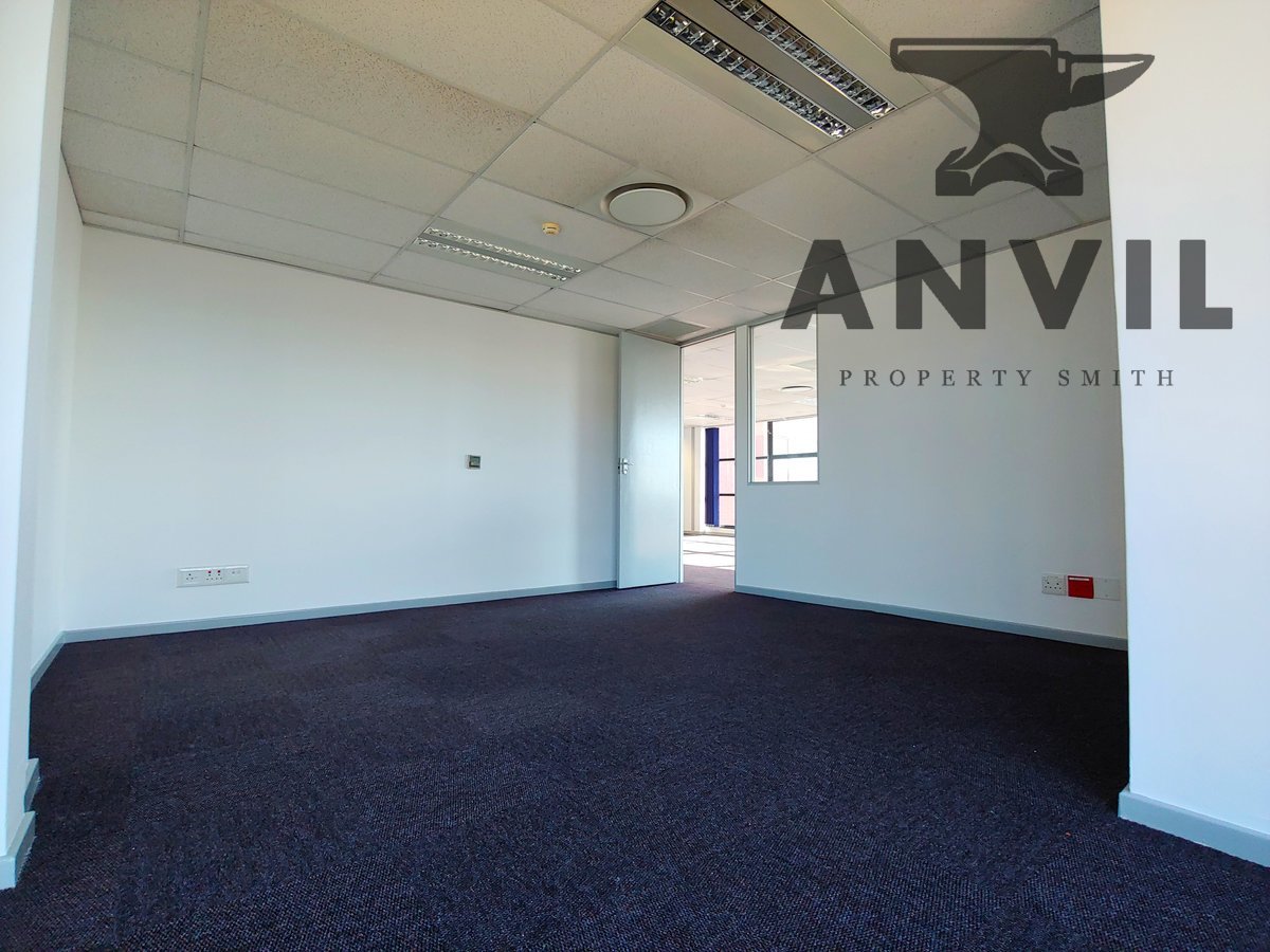 Amazing 4th Floor Office To Let in Constantia Kloof with Free-way Exposure!